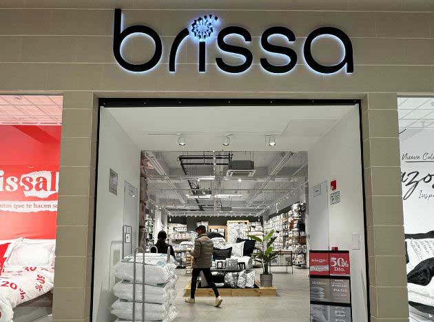 BRISSA | Centro Comercial Titan Plaza